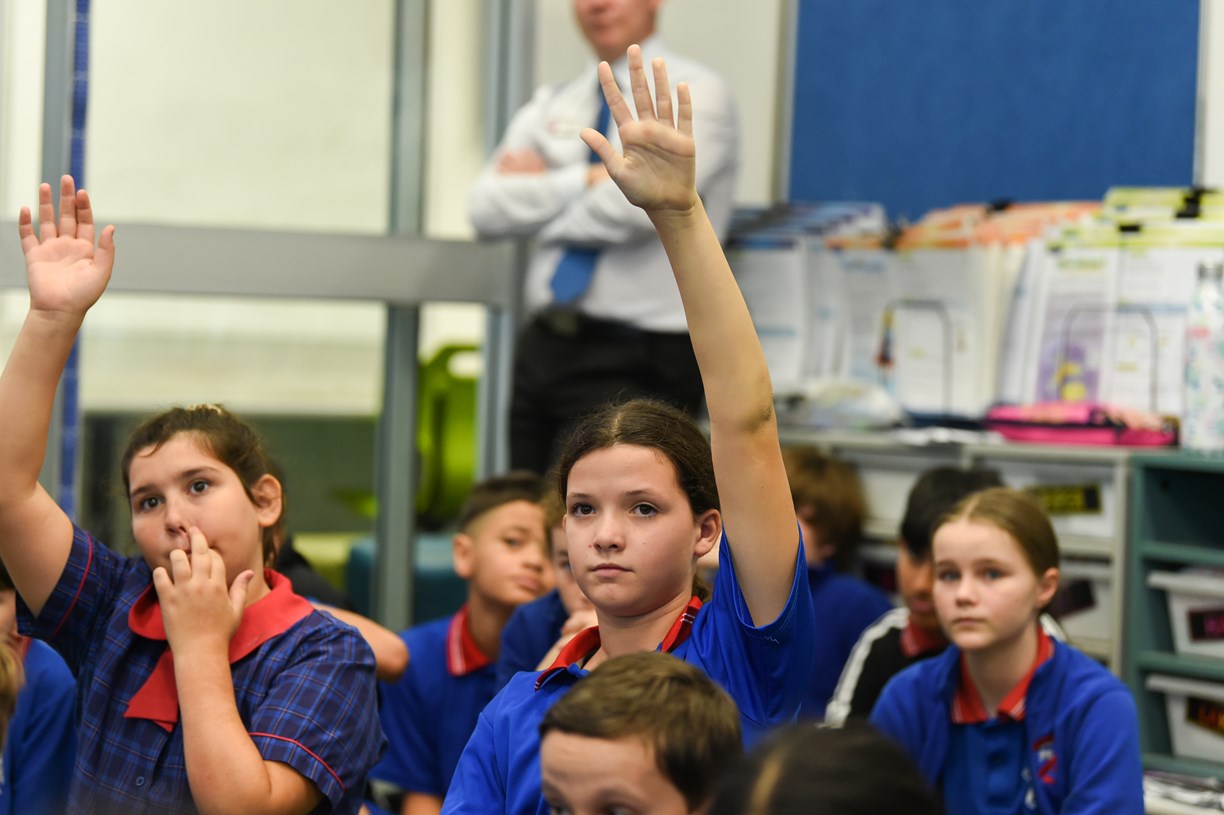 Wavell Heights State School visit | Manly Warringah Sea Eagles