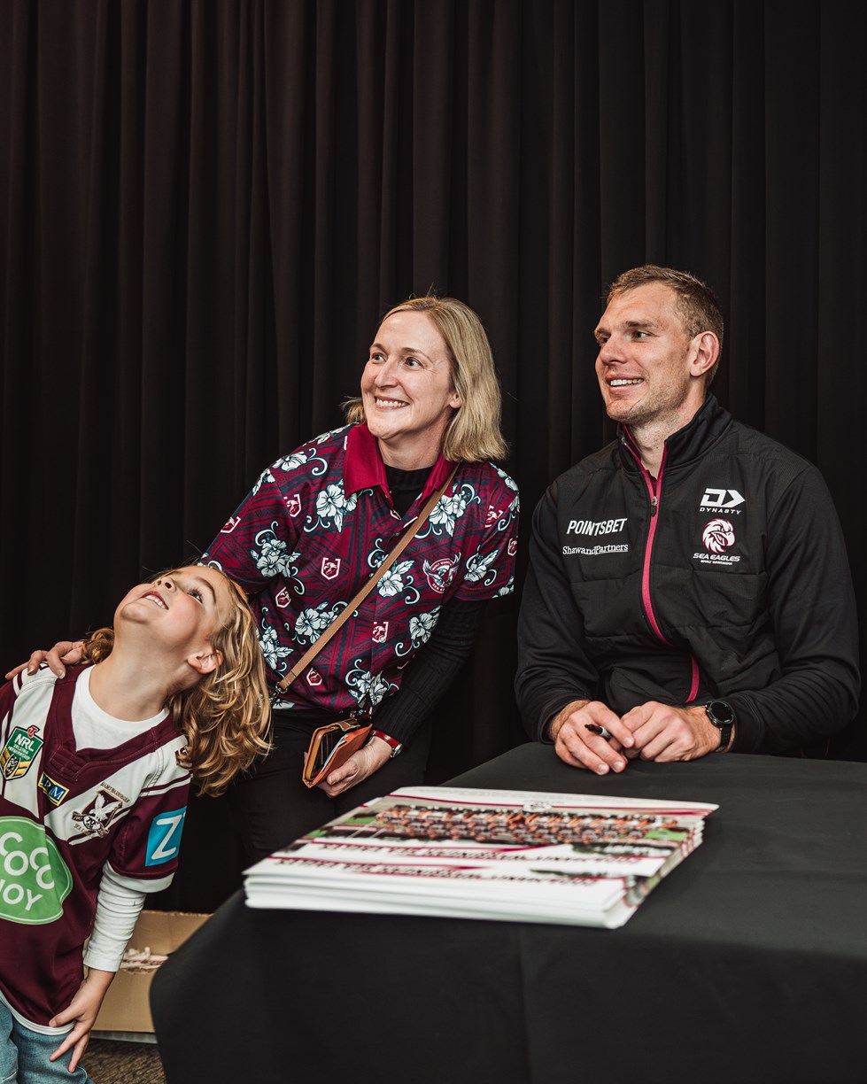 Post Match Signing Session at Manly Leagues Club | Manly Warringah Sea ...